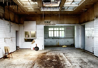 Dark Mood Room Escape - Escape Fan